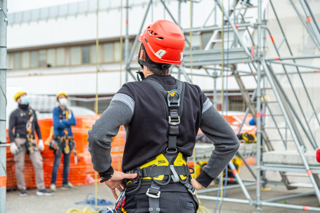 Corsi avanzati per lavori su fune - SA Sicurezza srl